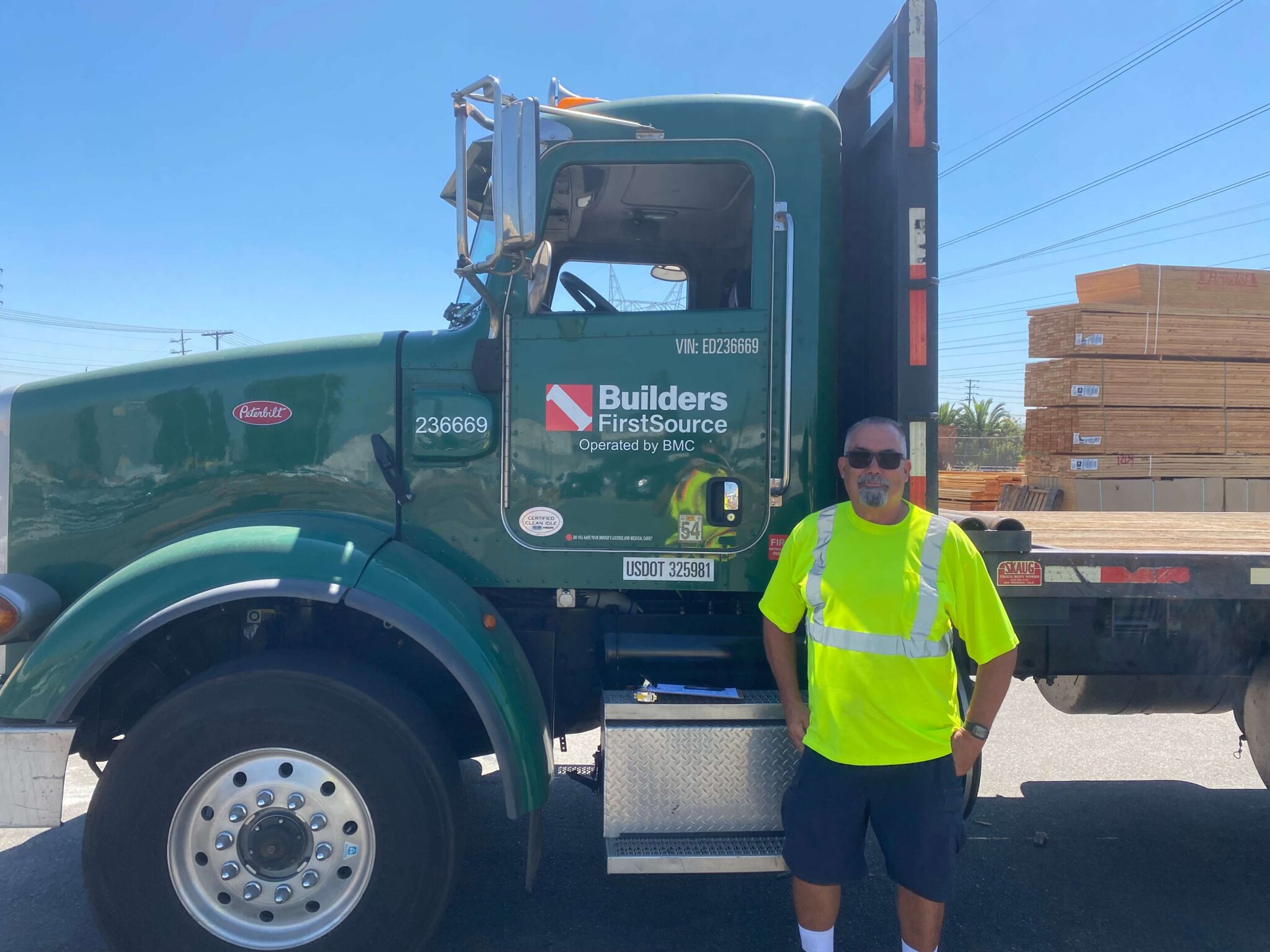 Case Study: Builders FirstSource Merger & Fleet Graphics Rebrand - Signature Graphics