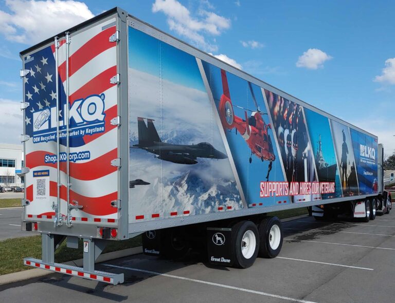 Enhance Your Fleet with Semi Truck & Tractor Trailer Graphics